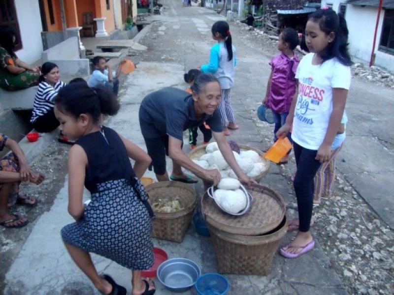 GUMBREGAN SEBUAH SISI TRADISI YANG MASIH LESTARI